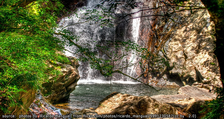 น้ำตกฮิจิ Hiji Waterfall｜เว็บไซต์ท่องเที่ยวญี่ปุ่นสำหรับคนไทย｜Talon Japan