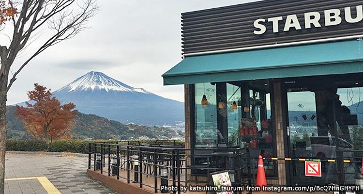 Starbucks สาขา Fujikawa ที่สุดของวิวดีงาม สามารถเห็นภูเขาไฟฟูจิเต็มๆตา｜ ...